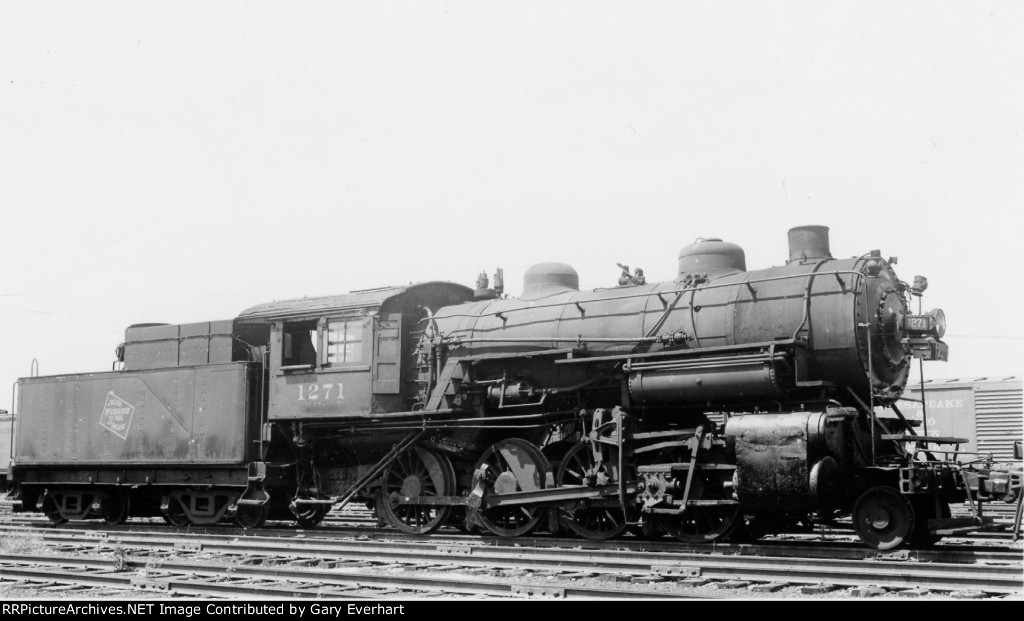 MILW 2-8-0 #1271 - Milwaukee Road